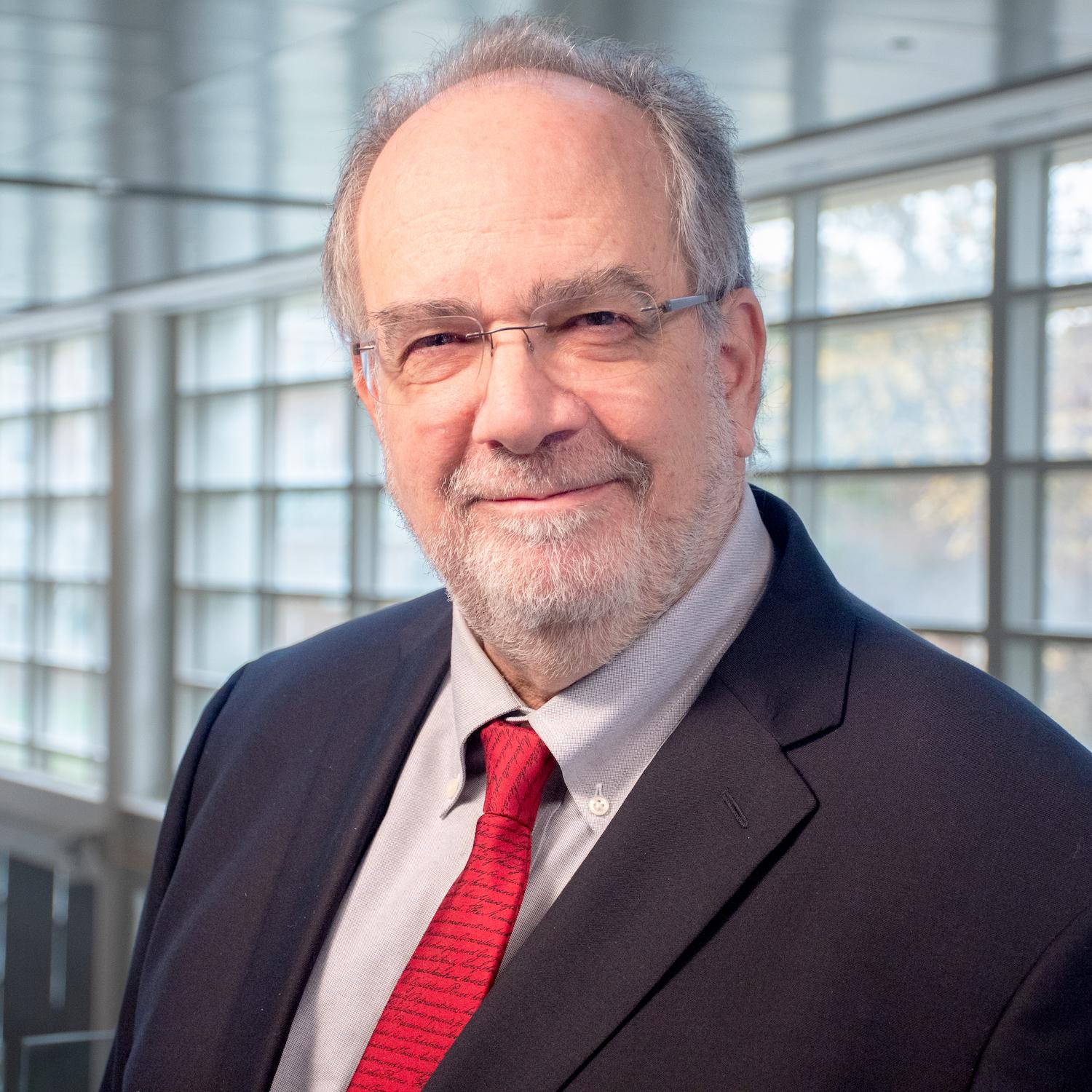 Merrill's Ira Chinoy Wins 2023 AEJMC Award for Excellence in Teaching ...